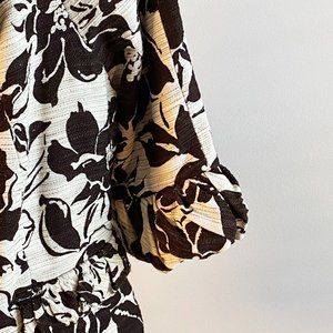 ECI | Jackets & Coats | Eci Jacket Floral Print W Hem And Button Detail ...